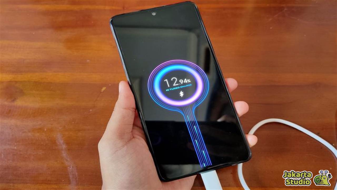 Fast Charging Smartphone Tidak Berfungsi? Penyebab dan Solusinya
