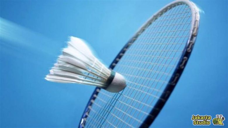 10 Rekomendasi Senar Raket Bulutangkis Terbaik 2024