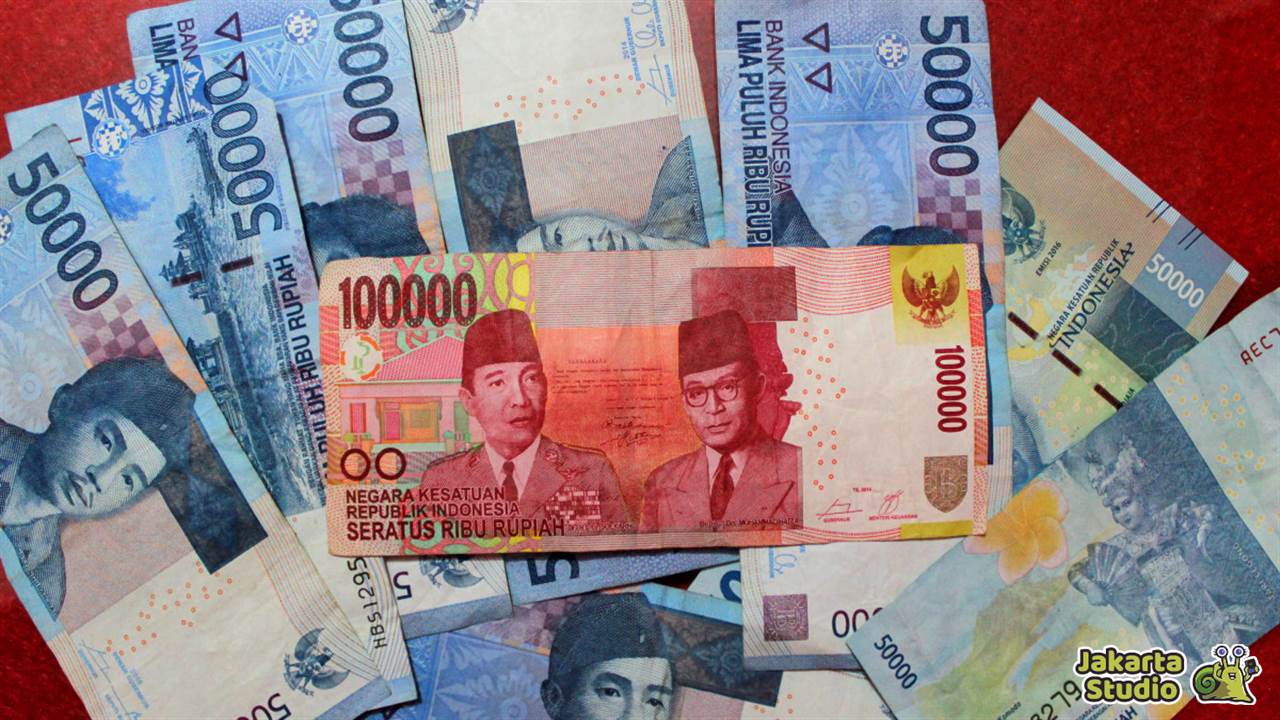 Sejak Kapan Uang Dijadikan Alat Tukar? Ini Jawabannya!