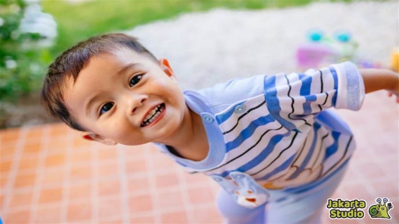 Usia Berapa Biasanya Anak Mulai Berlari? Ini Jawabannya