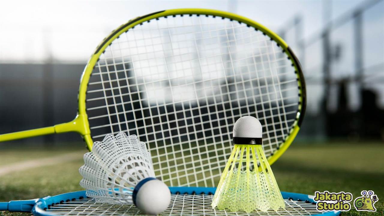 Jenis-Jenis Raket Badminton dan Cara Memilihnya