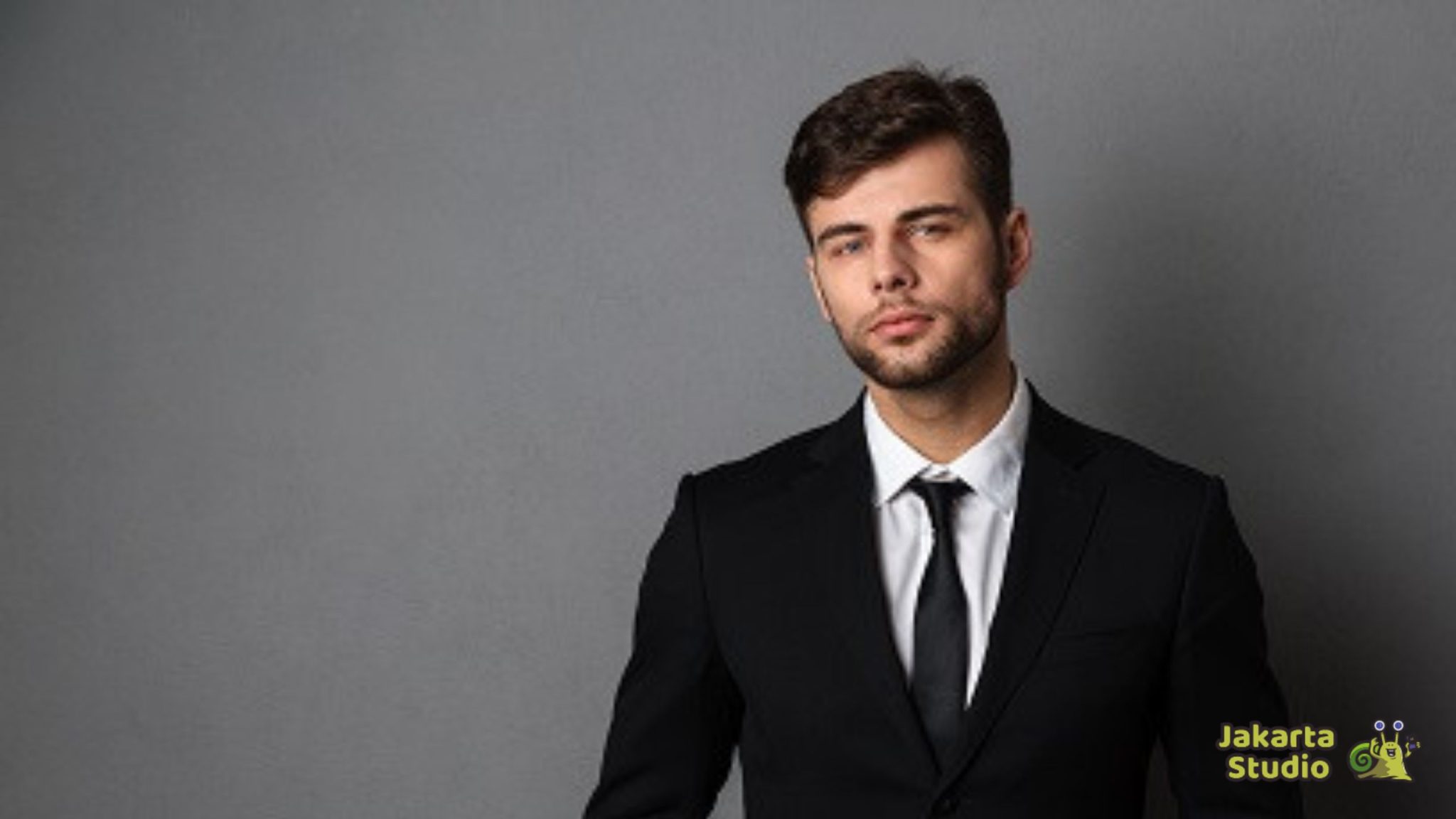 Edit Foto Pakai Jas Secara Online, Begini Caranya