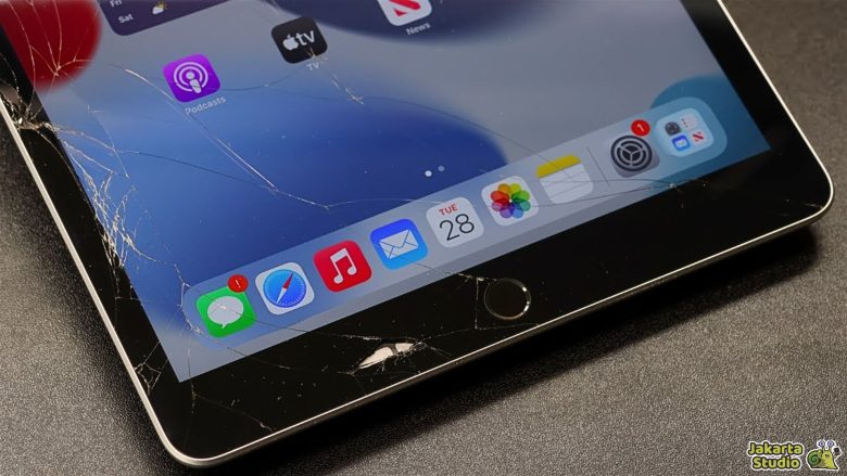 Layar iPad Retak, Perbaiki atau Ganti Baru?