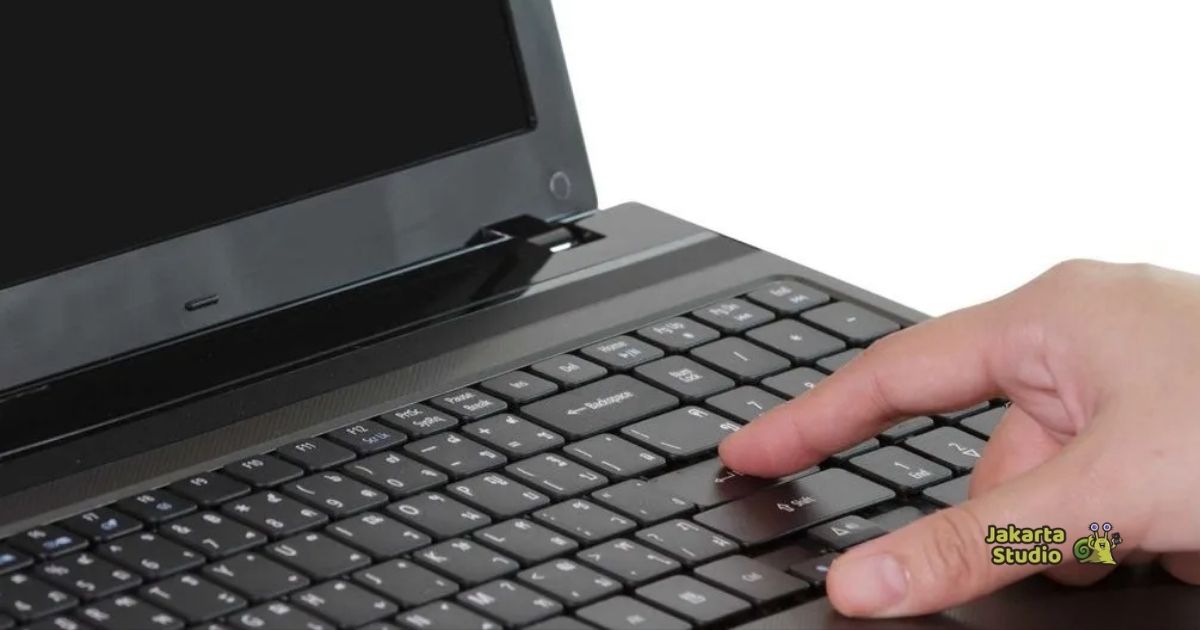 Penyebab Layar Laptop Mati Tapi Mesin Masih Hidup dan Cara Mengatasinya